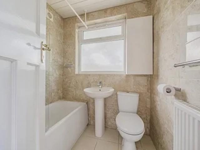 Apartment at Marlborough Close, Greater London