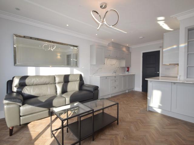Apartment at Marlborough Road, Cardiff