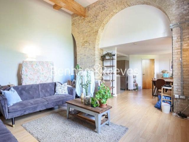 Apartment at Marlborough Road, Greater London