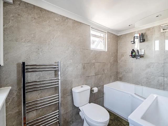 Apartment at Marlborough Yard, Greater London