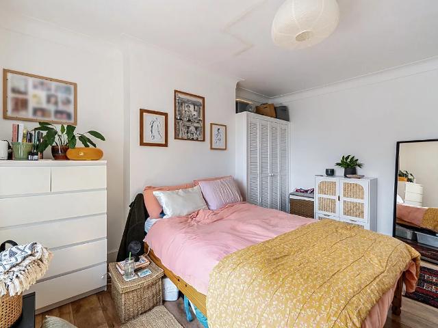 Apartment at Marlborough Yard, Greater London