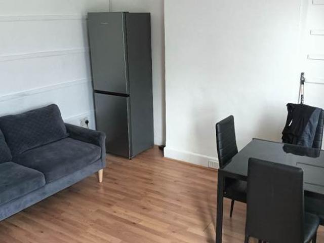 Apartment at Marmadon Road, Greater London
