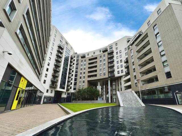 Apartment at Marsh Lane, Leeds