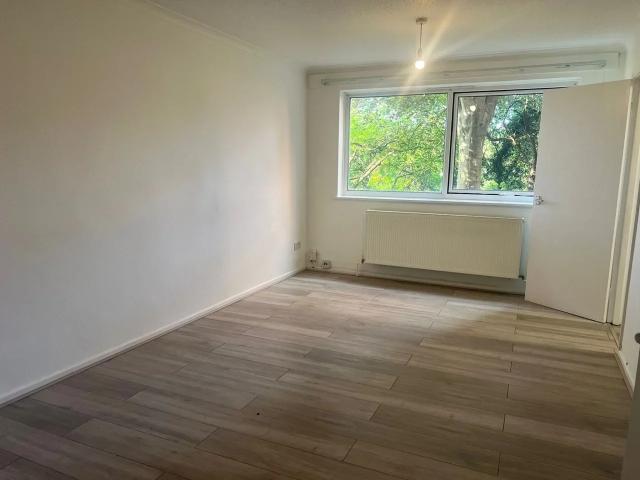 Apartment at Marsh Road, Luton