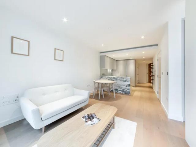 Apartment at Marsh Wall, Greater London