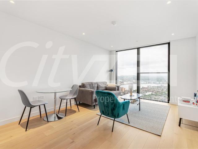 Apartment at Marsh Wall, Greater London