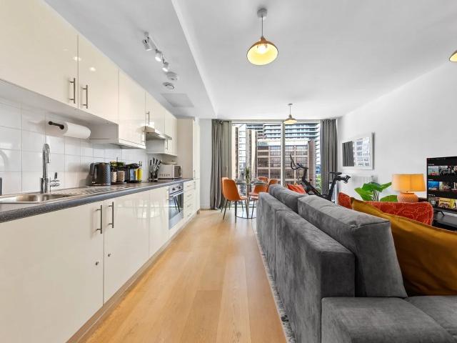 Apartment at Marsh Wall, Greater London