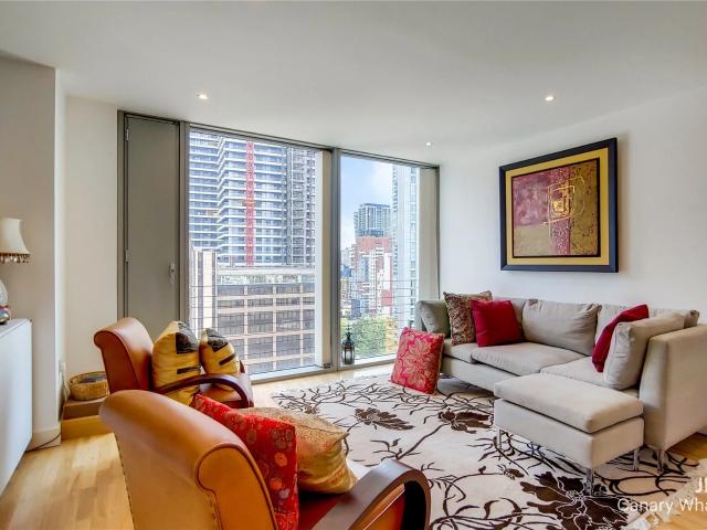 Apartment at Marsh Wall, Greater London