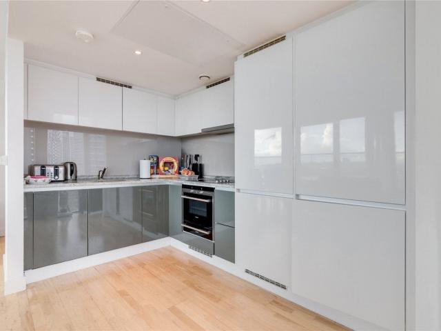 Apartment at Marsh Wall, Greater London