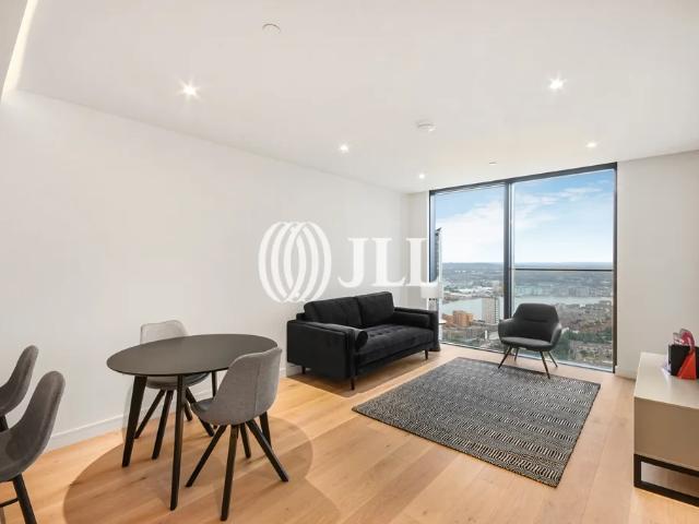 Apartment at Marsh Wall, Greater London