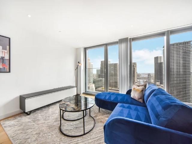 Apartment at Marsh Wall, Greater London