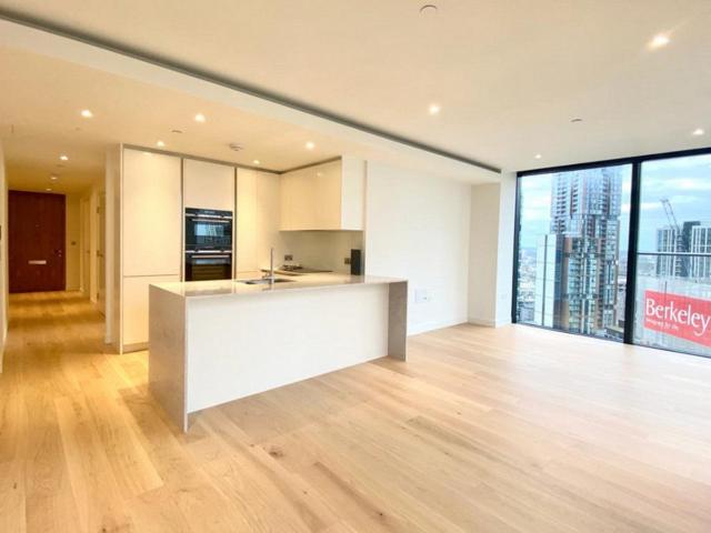 Apartment at Marsh Wall, Greater London