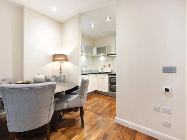 Apartment at Marsh Wall, Greater London