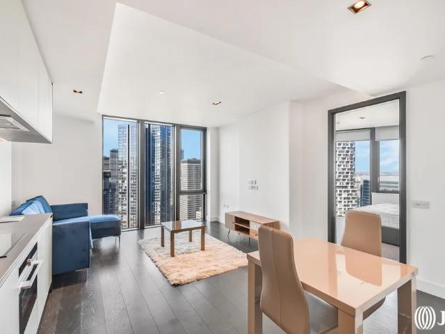Apartment at Marsh Wall, Greater London