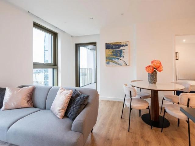 Apartment at Marsh Wall, Greater London