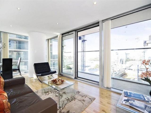 Apartment at Marsh Wall, Greater London