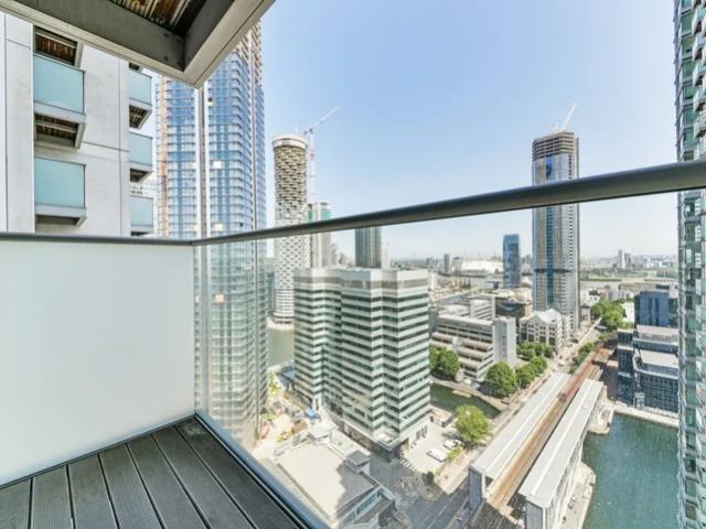 Apartment at Marsh Wall, Greater London