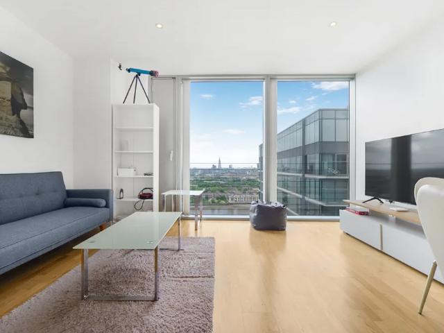 Apartment at Marsh Wall, Greater London