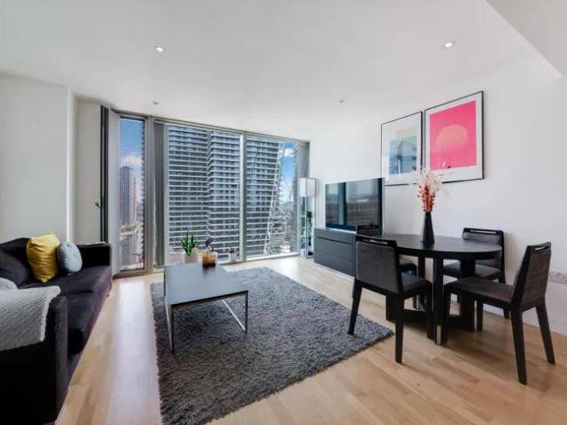 Apartment at Marsh Wall, Greater London