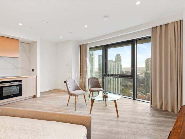 Apartment at Marsh Wall, Greater London