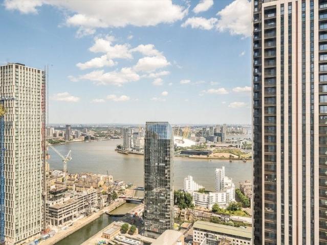 Apartment at Marsh Wall, Greater London