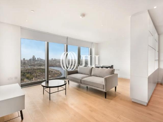 Apartment at Marsh Wall, Greater London