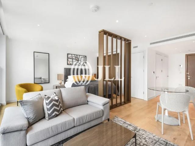 Apartment at Marsh Wall, Greater London