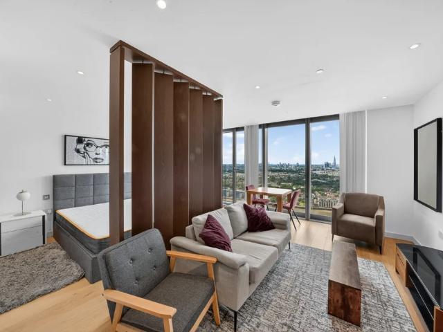 Apartment at Marsh Wall, Greater London