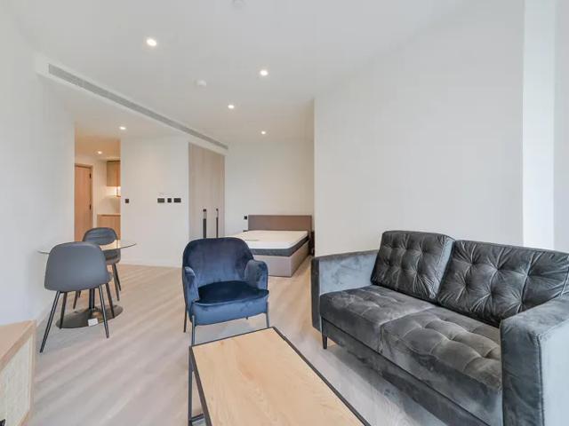 Apartment at Marsh Wall, Greater London