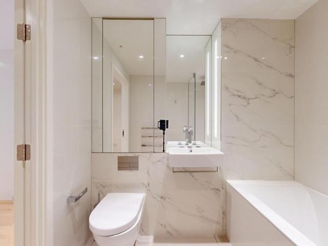Apartment at Marsh Wall, Greater London