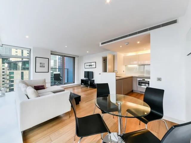 Apartment at Marsh Wall, Greater London
