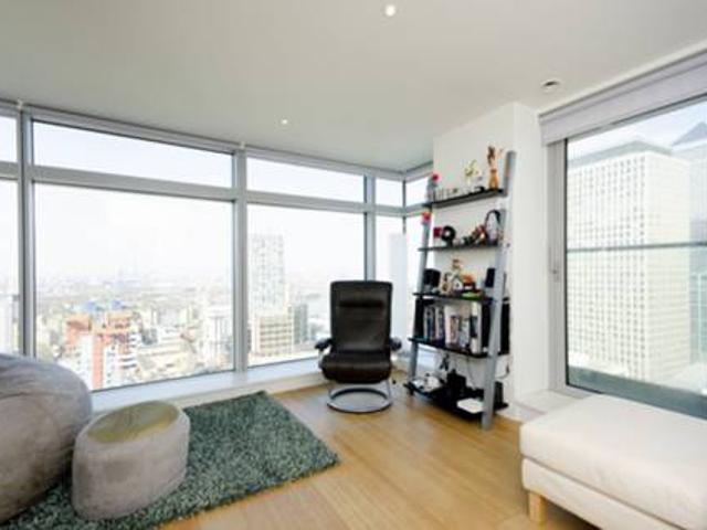 Apartment at Marsh Wall, Greater London