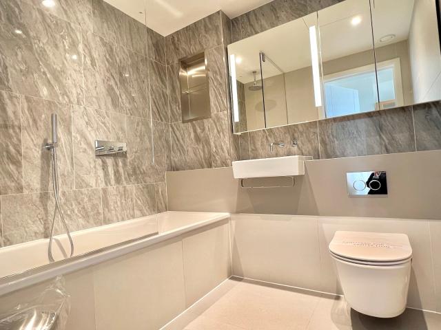 Apartment at Marsh Wall, Greater London