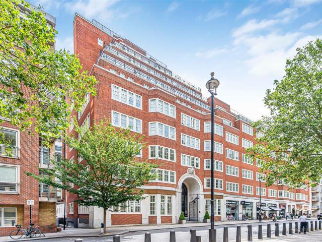 Apartment at Marsham Street, City of Westminster