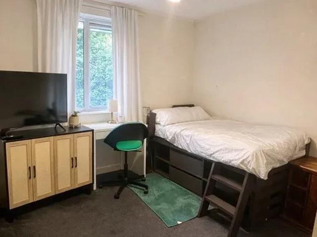 Apartment at Marston Way, Greater London