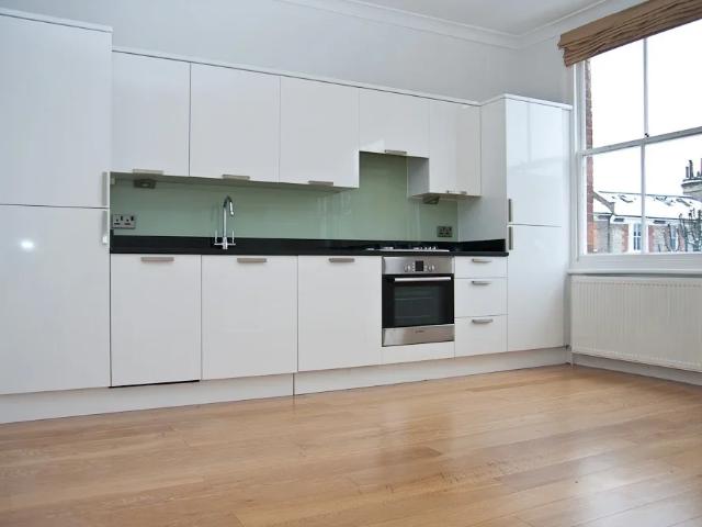 Apartment at Martineau Road, Greater London