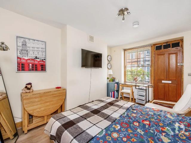 Apartment at Martlett Court, City of Westminster