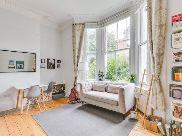 Apartment at Marylands Road, City of Westminster