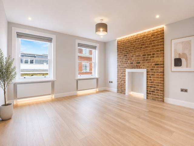 Apartment at Marylebone High Street, City of Westminster