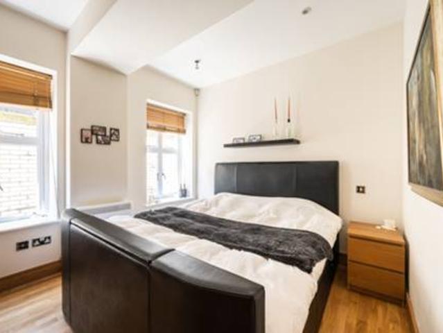 Apartment at Marylebone Road, City of Westminster