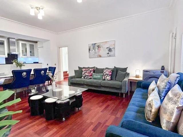Apartment at Marylebone Road, City of Westminster