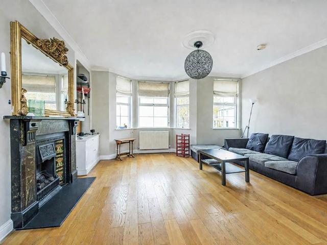 Apartment at Marylebone Road, City of Westminster