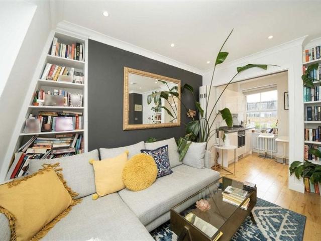 Apartment at Marylebone Street, City of Westminster