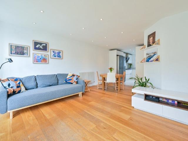 Apartment at Marylee Way, Greater London
