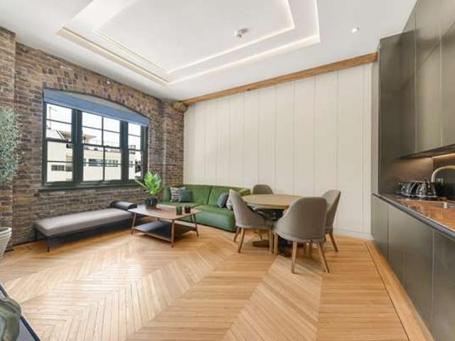 Apartment at Mead Close, Greater London