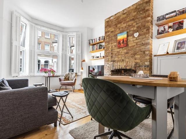 Apartment at Meadow Road, Greater London