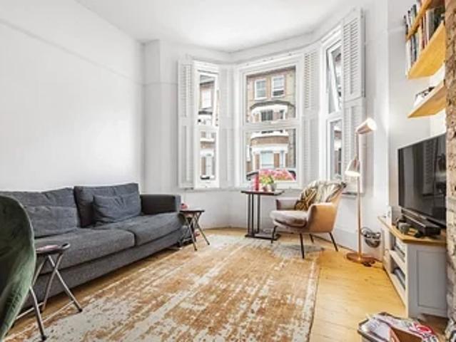 Apartment at Meadow Road, Greater London