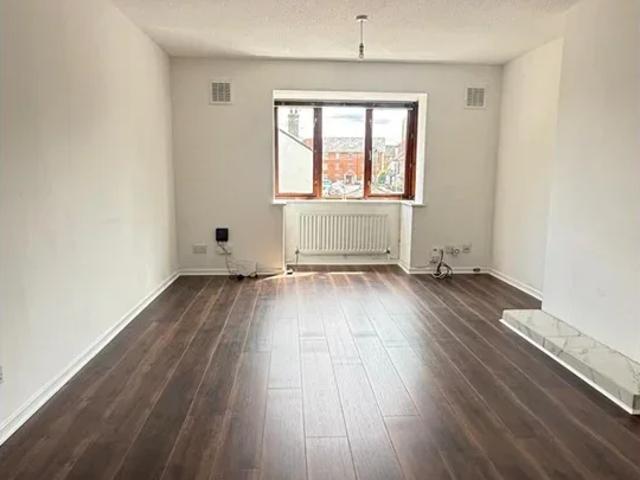 Apartment at Meadow Side, Chelmsford