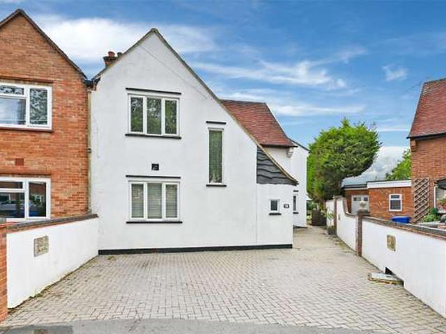 House at Meadow Way, Windsor