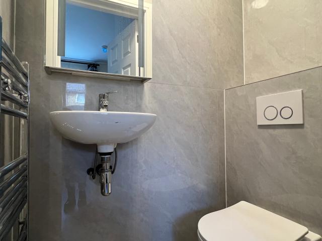 Apartment at Meadowside, Greater London